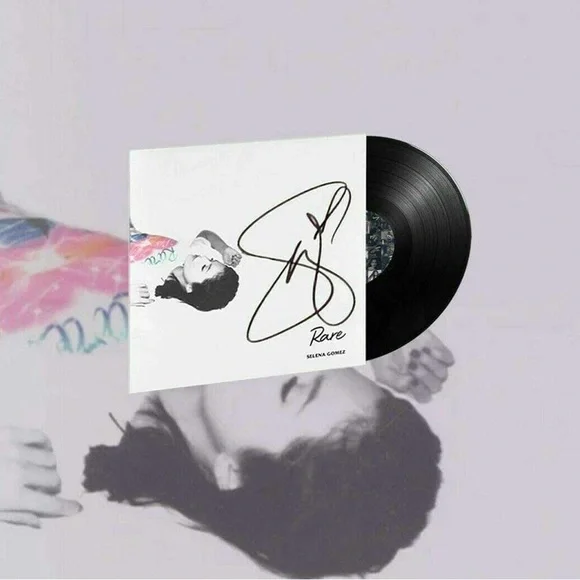 Selena Gomez Autograph 2022